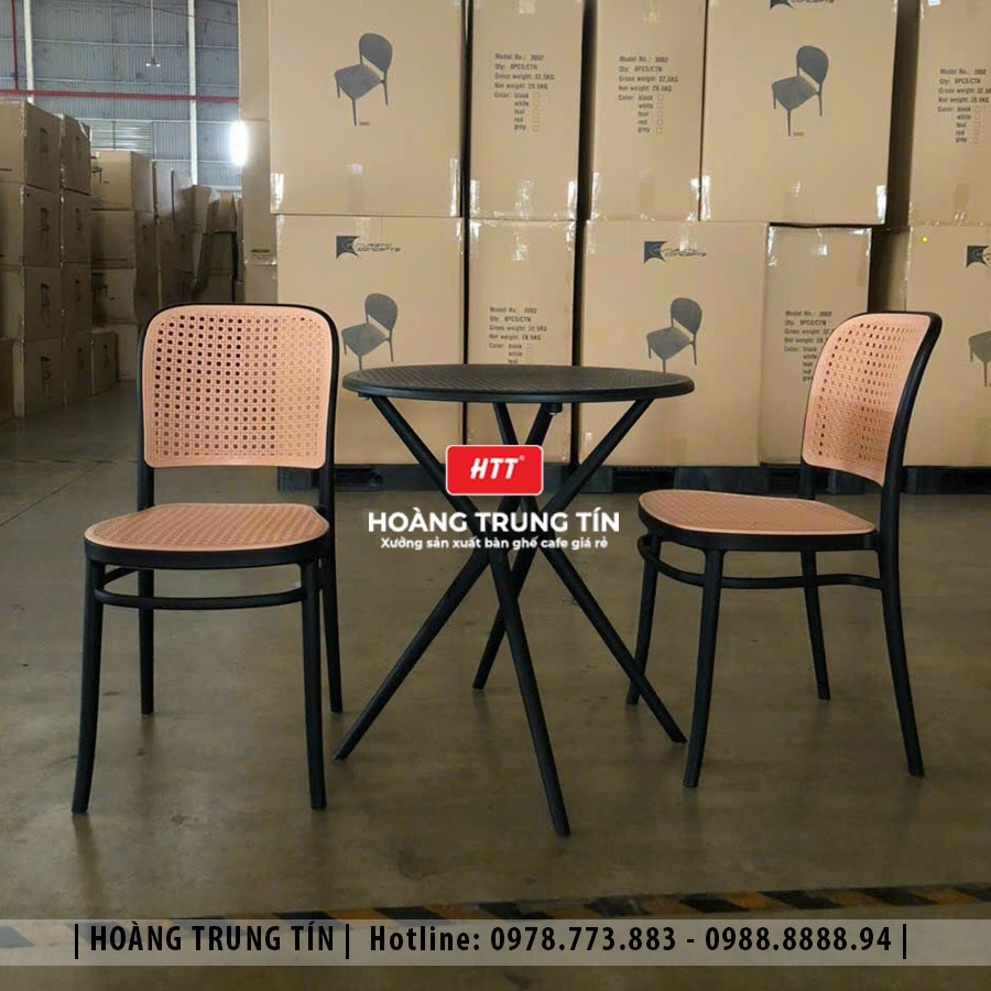 Ghế nhựa đúc nguyên khối HTT14